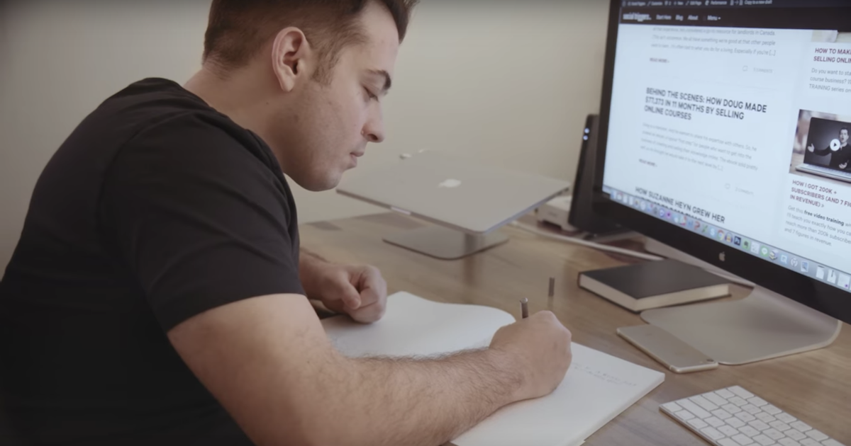 6 Useful Writing Tools That Will Make Your Life Easier - Social Triggers